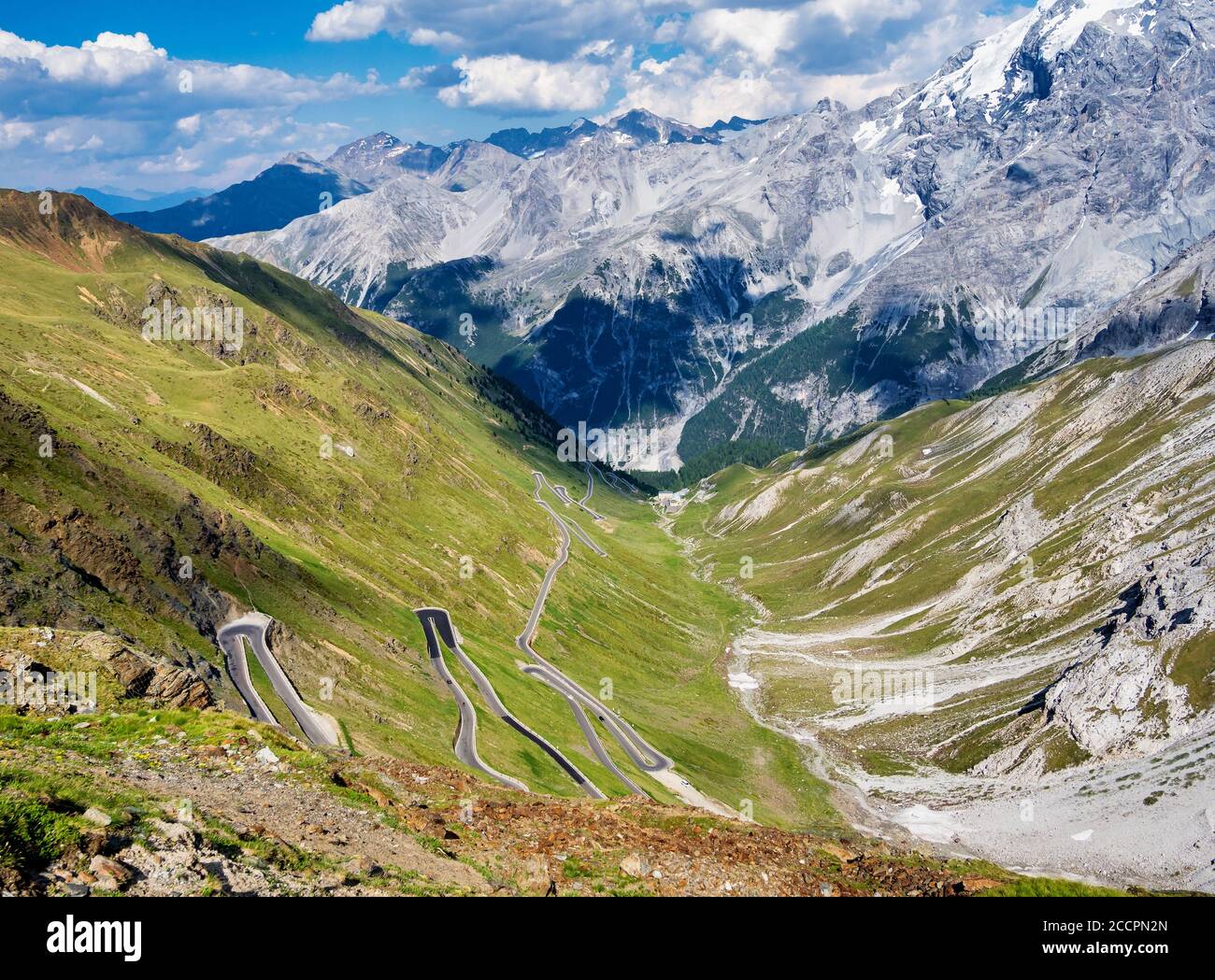Italy, Stelvio National Park. Famous road to Stelvio Pass in Ortler ...