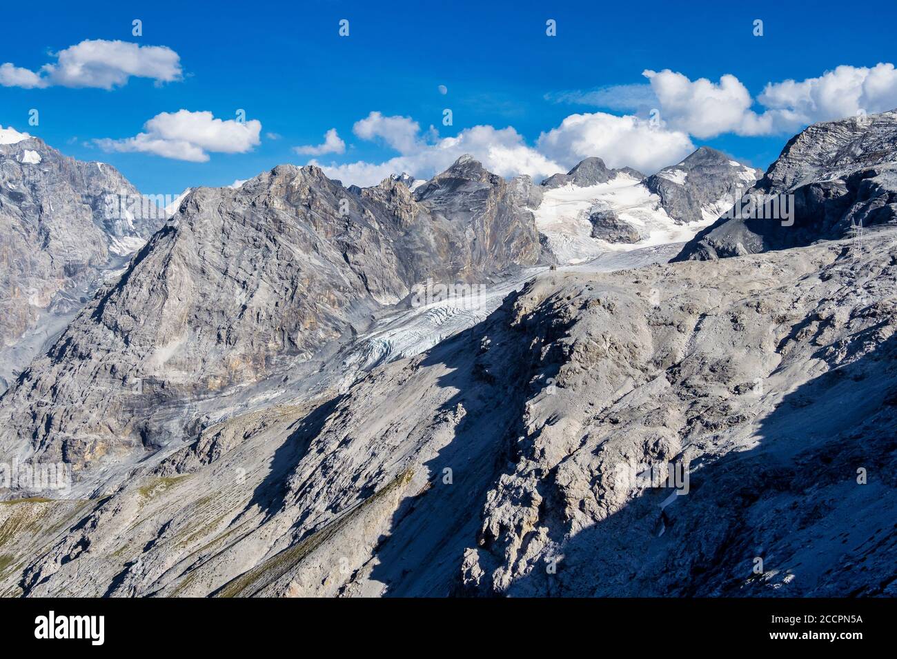 Italy, Stelvio National Park. Famous road to Stelvio Pass in Ortler ...