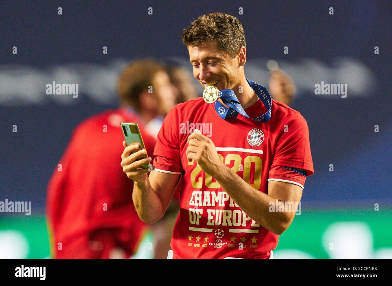 Lewandowski champions league trophy hi-res stock photography and images ...