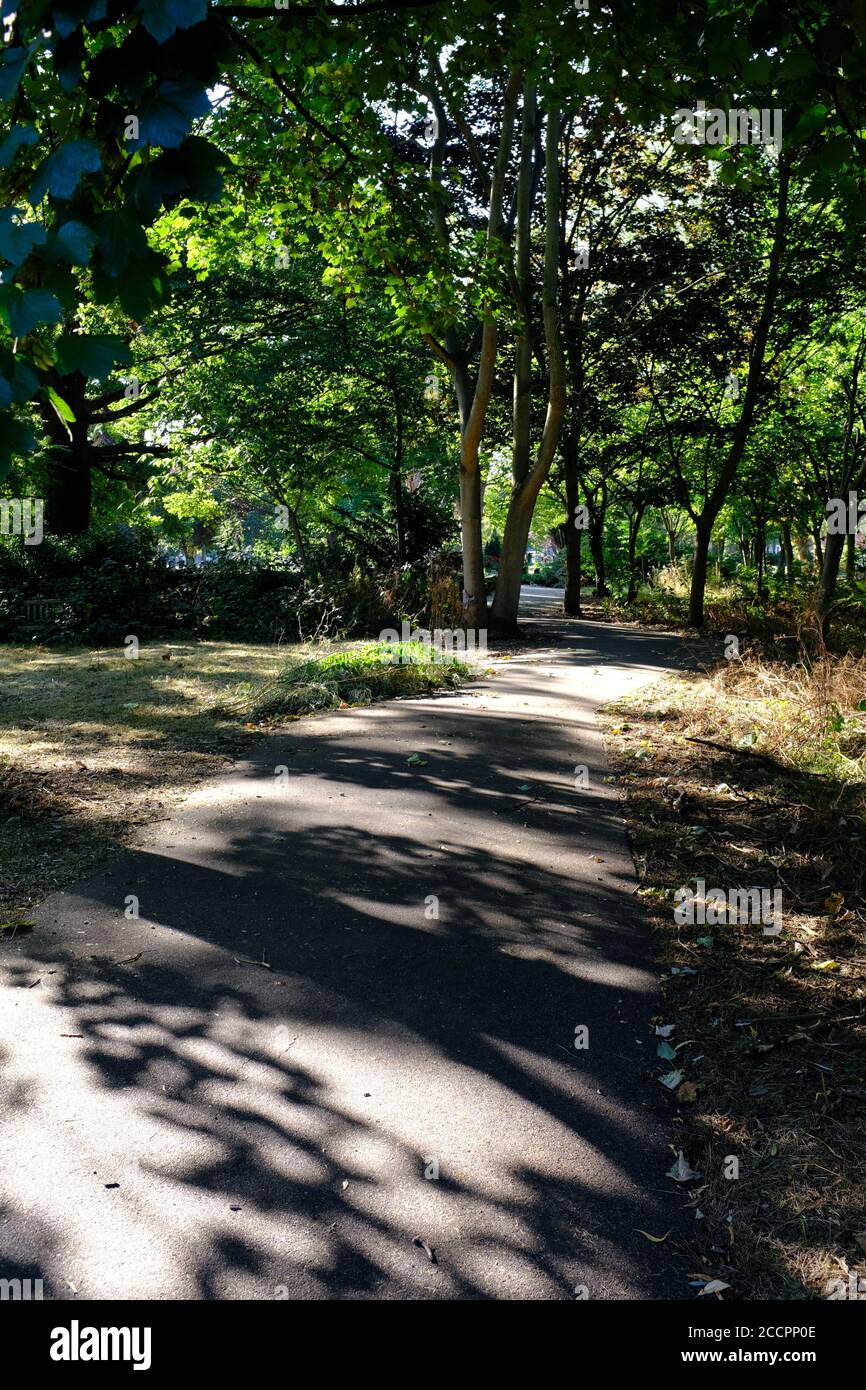 Lambeth Cemetery - Tooting London Stock Photo - Alamy