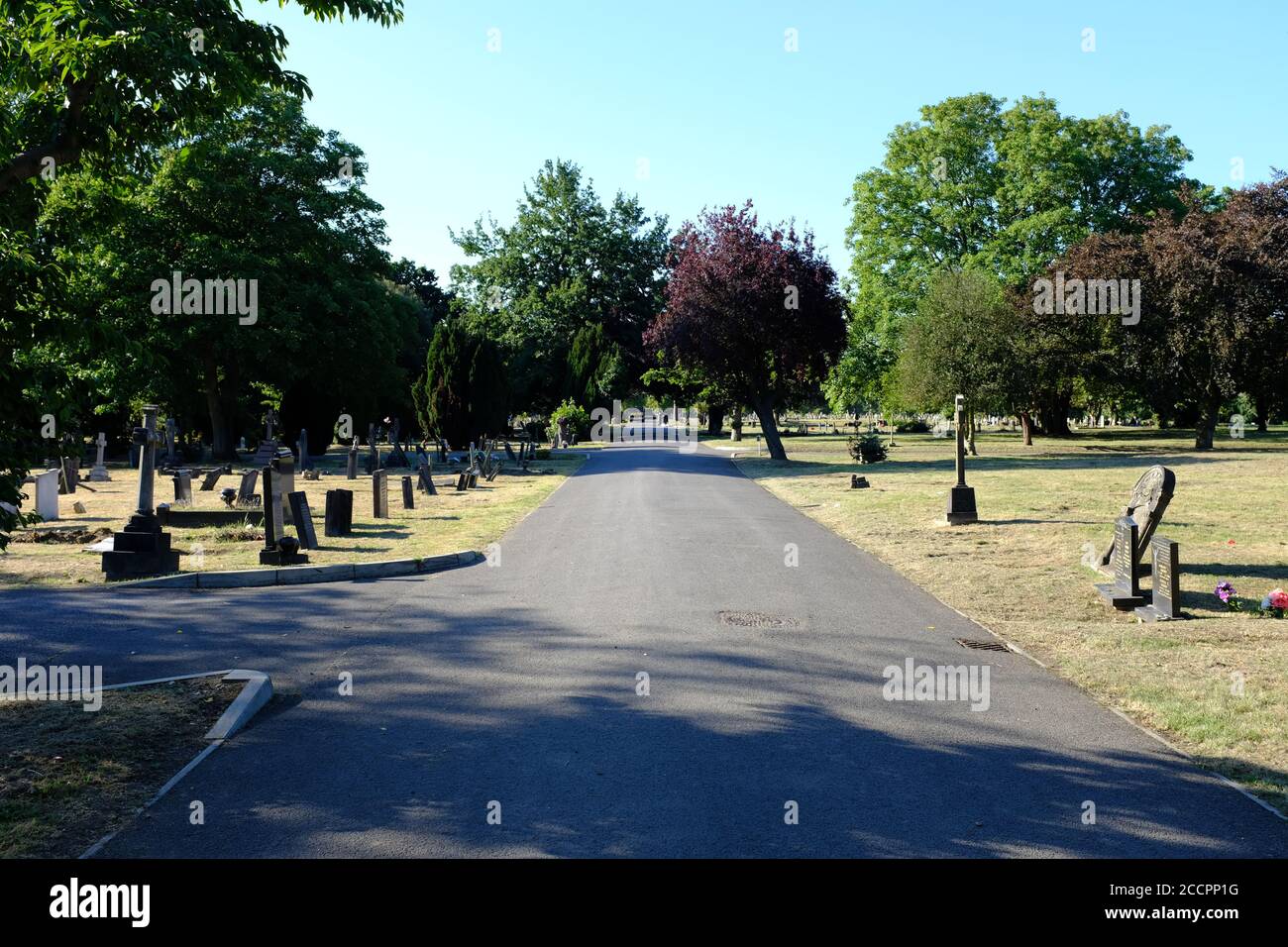 Lambeth Cemetery - Tooting London Stock Photo - Alamy