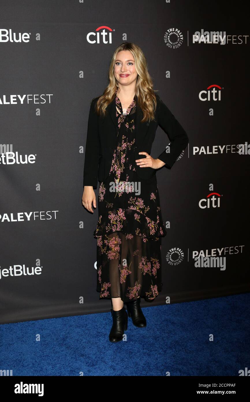 LOS ANGELES - MAR 21: Zoe Perry at the 2018 PaleyFest Los Angeles - Big ...