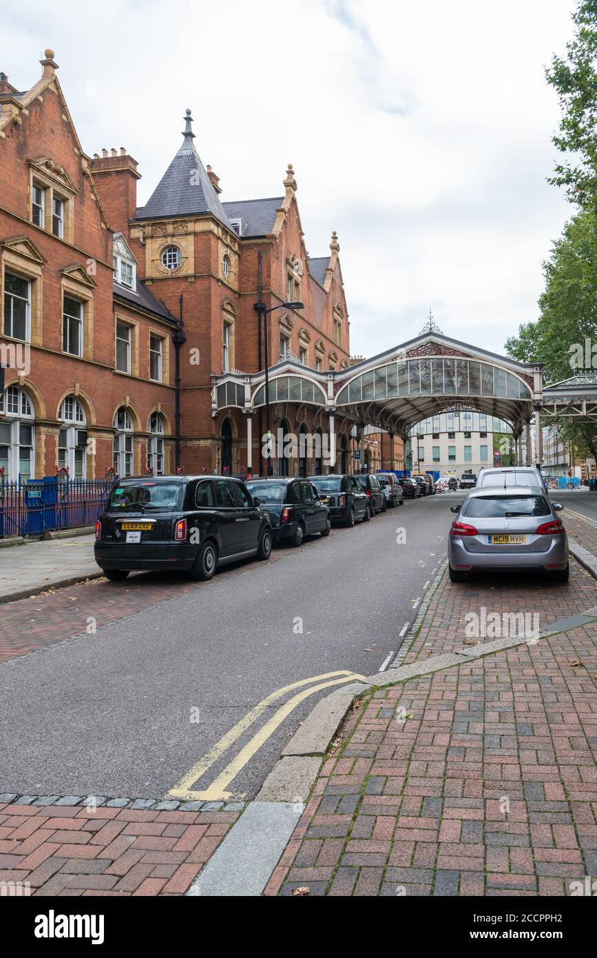 Marylebone railway station in Melrose Place, Marylebone, London ...
