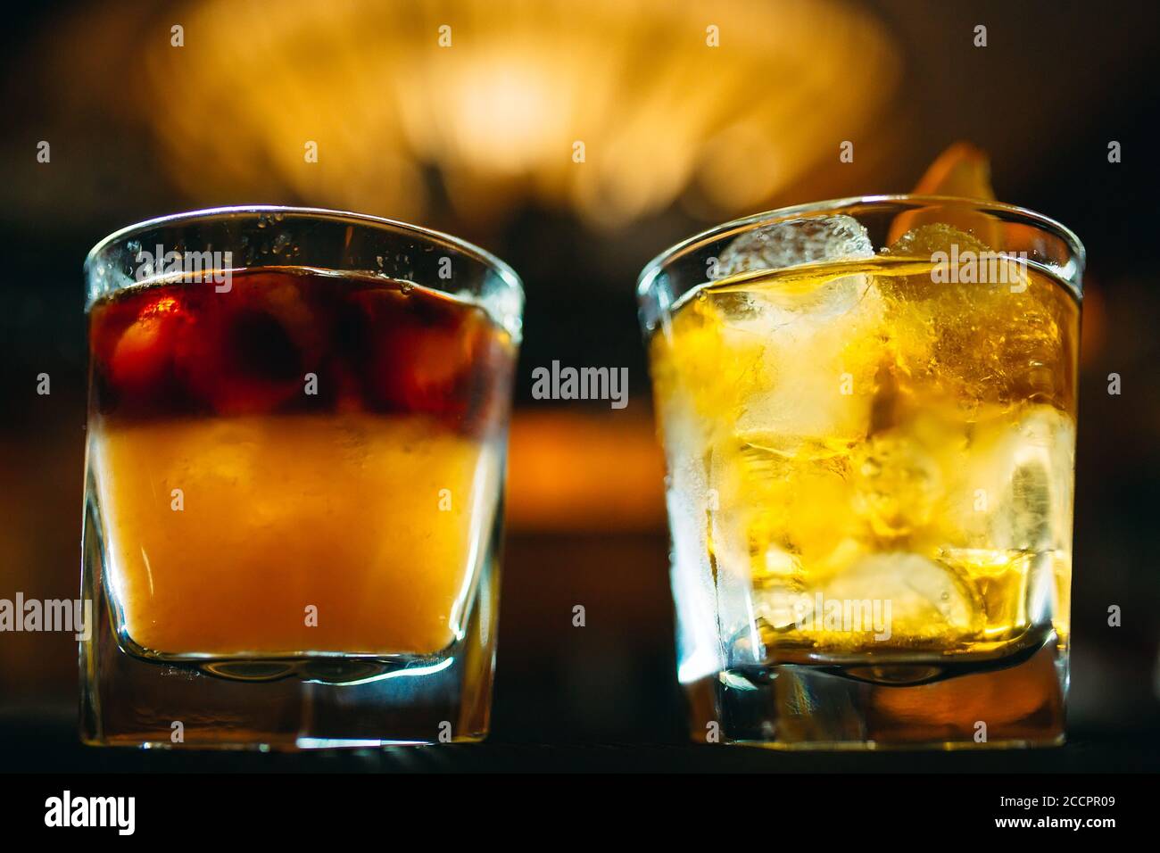 Alcoholic cocktails on the bar table in a restaurant Stock Photo - Alamy