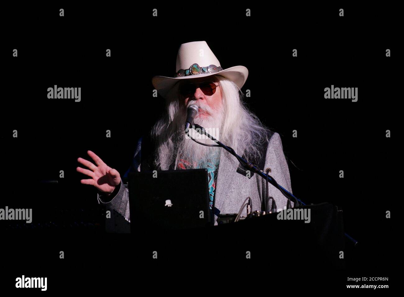 Leon russell hi-res stock photography and images - Alamy