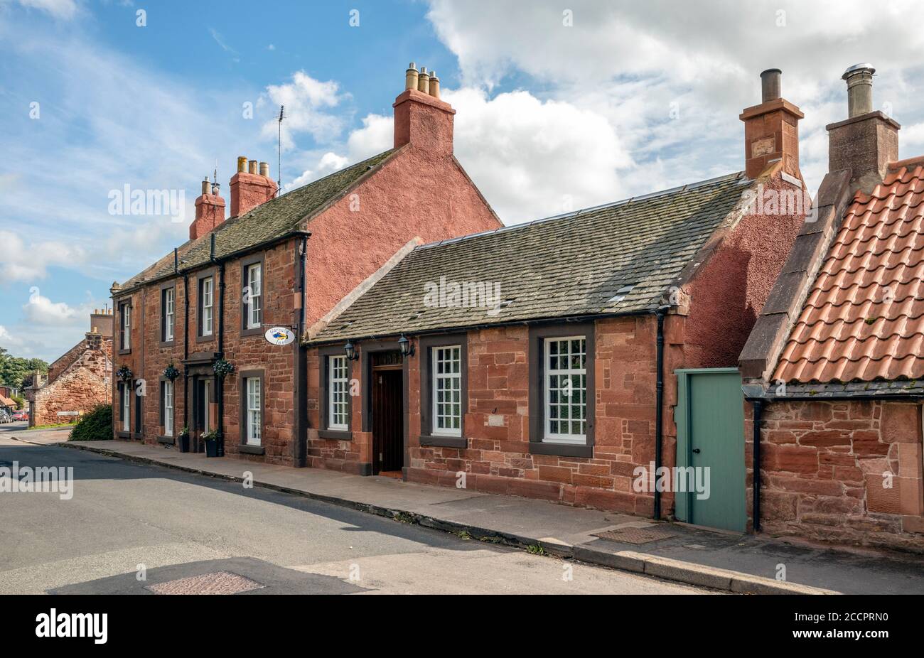 Garvald village inn hi-res stock photography and images - Alamy