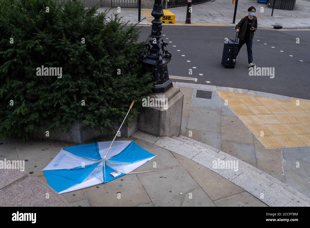 Collapsed brolly hi-res stock photography and images - Alamy