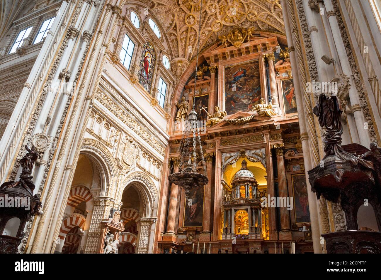 Inserted in the 16th century, a renaissance Cathedral nave in the The ...