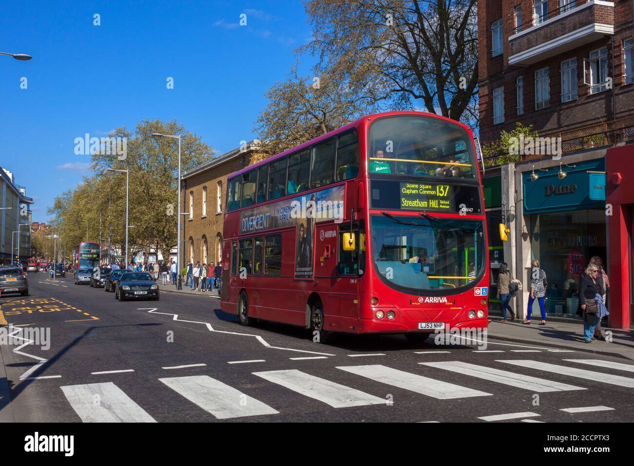 Kings road chelsea bus hi-res stock photography and images - Alamy