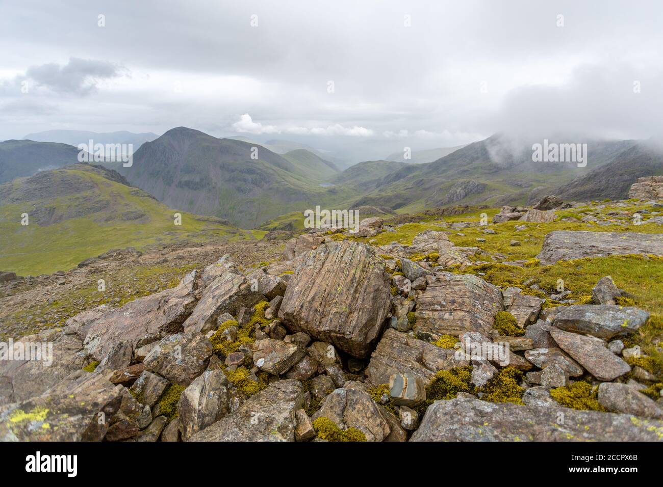 scafell pike climb highest peak england uk Stock Photo - Alamy