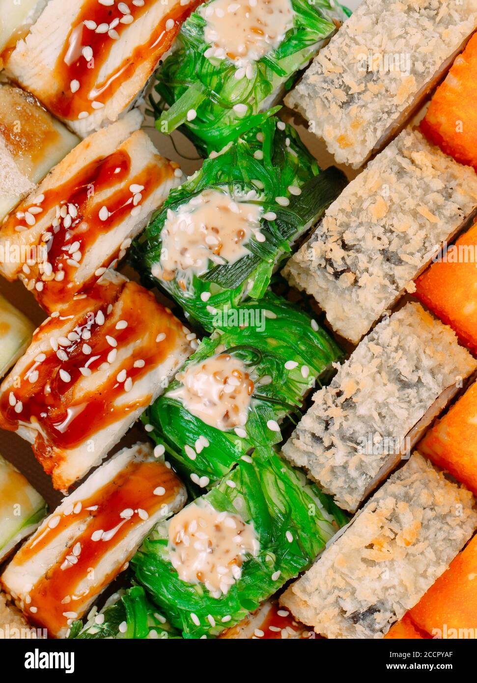 Many types of Shusha are stacked in a row Stock Photo - Alamy