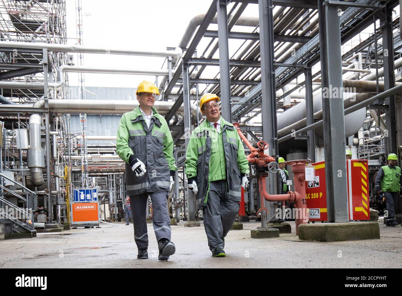 Heide refinery hi-res stock photography and images - Alamy