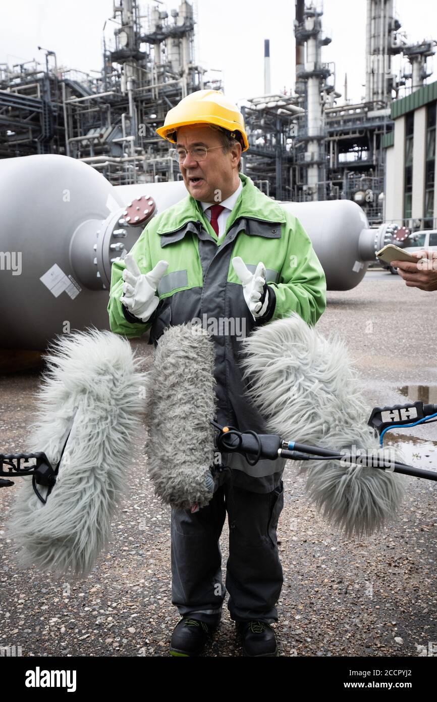 Heide refinery hi-res stock photography and images - Alamy