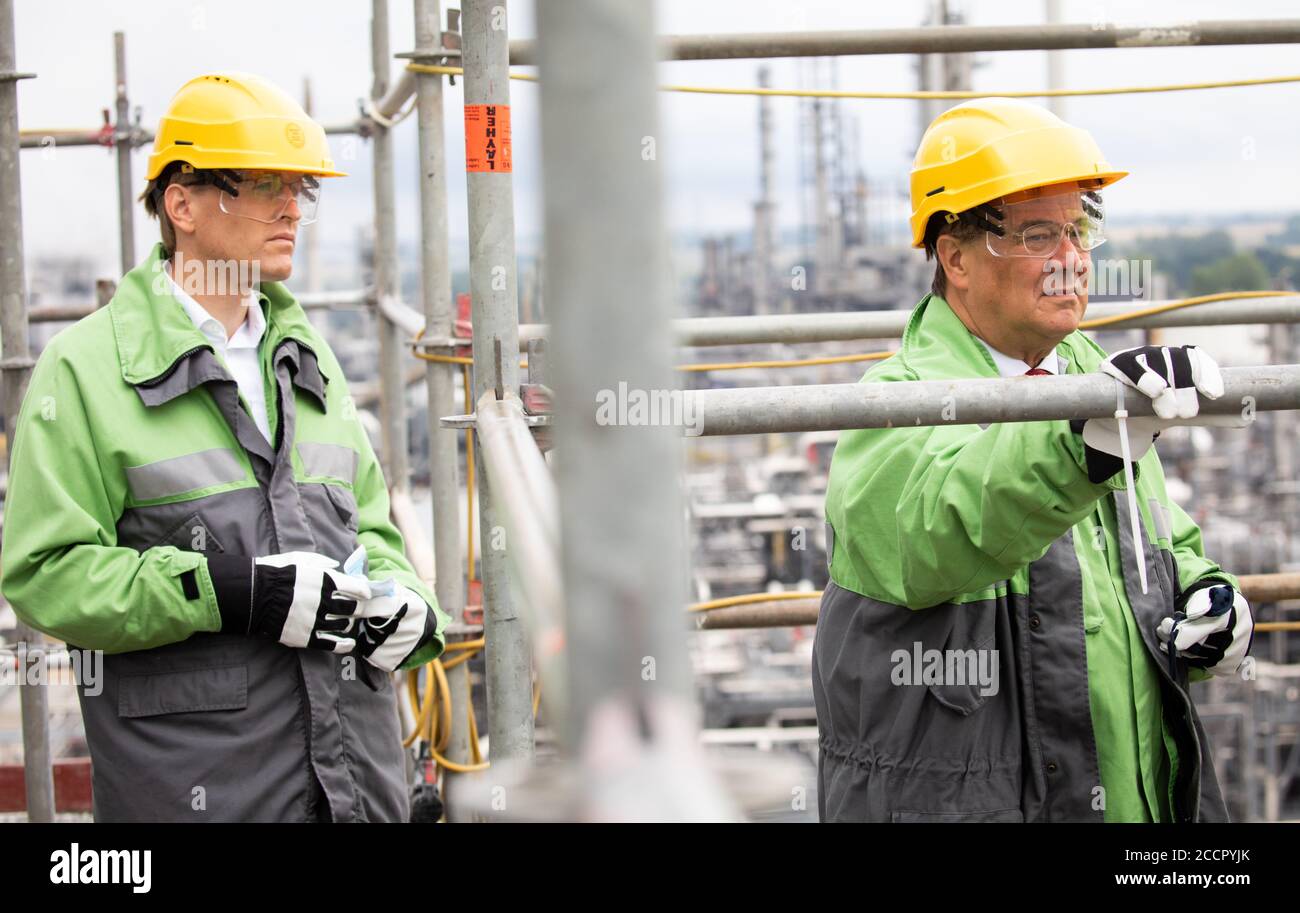Heide refinery hi-res stock photography and images - Alamy