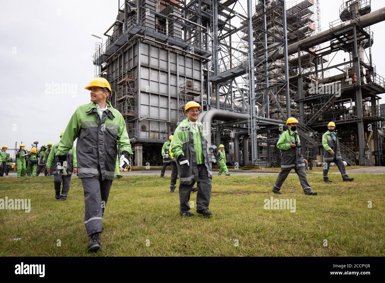 Heide refinery hi-res stock photography and images - Alamy