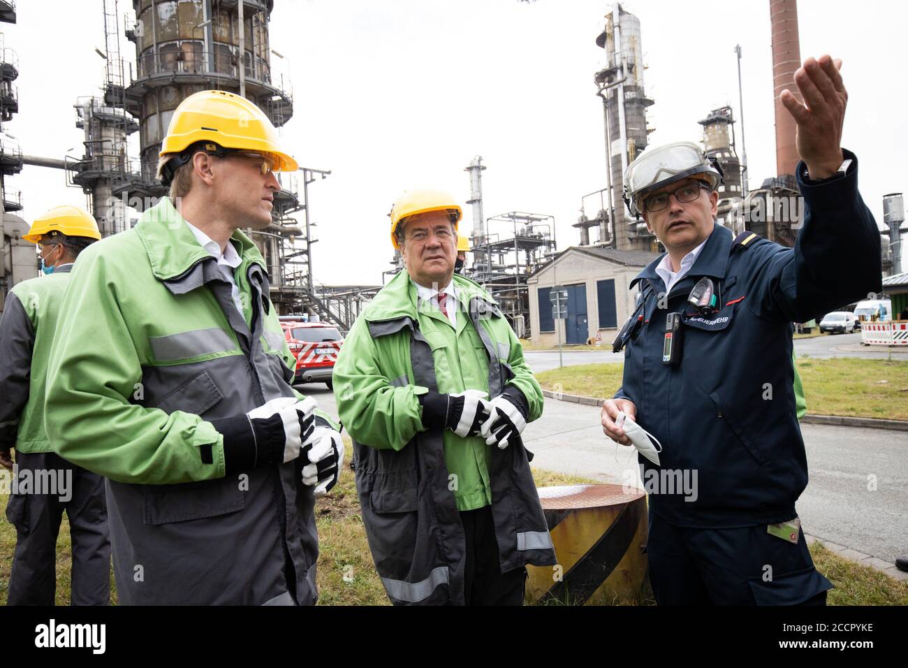 Heide refinery hi-res stock photography and images - Alamy
