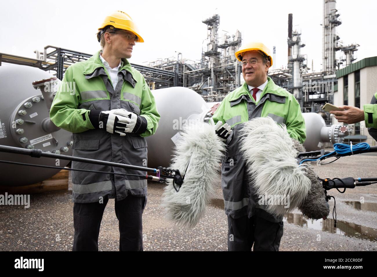 Heide refinery hi-res stock photography and images - Alamy