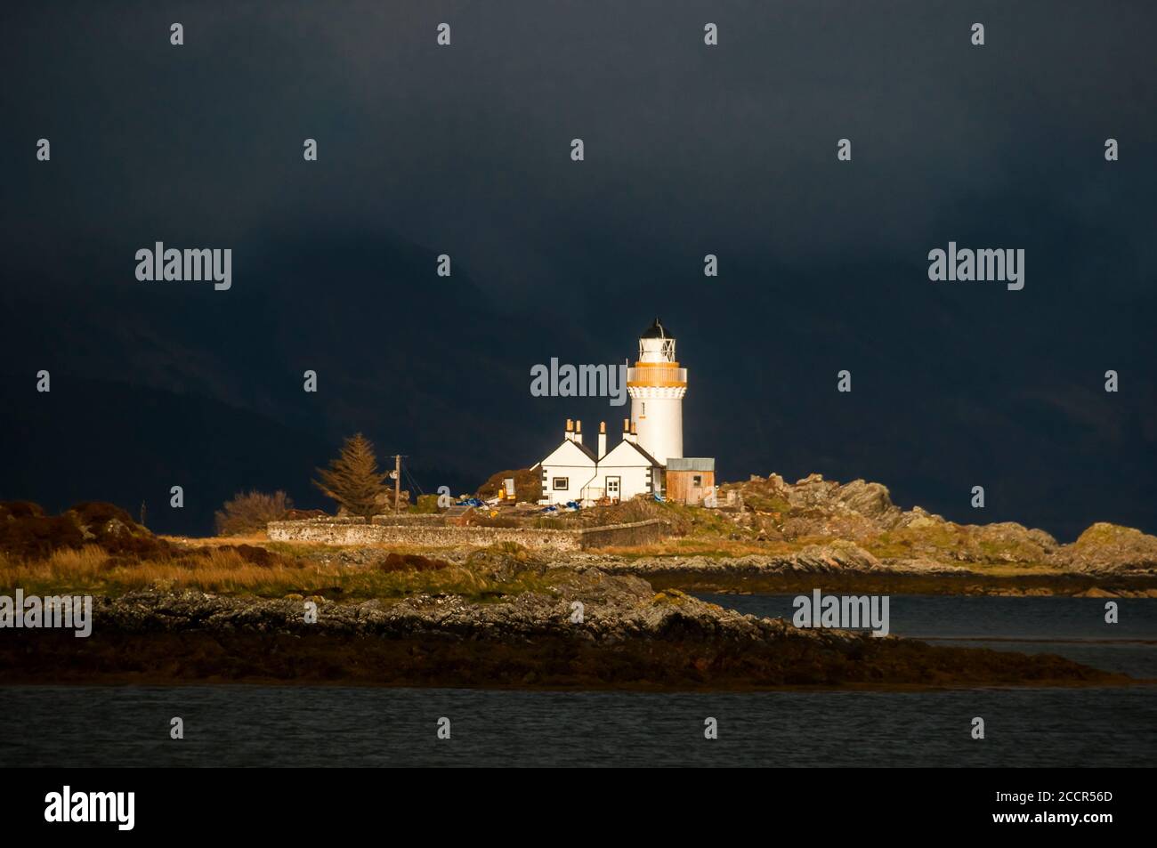 Isle ornsay skye hi-res stock photography and images - Alamy
