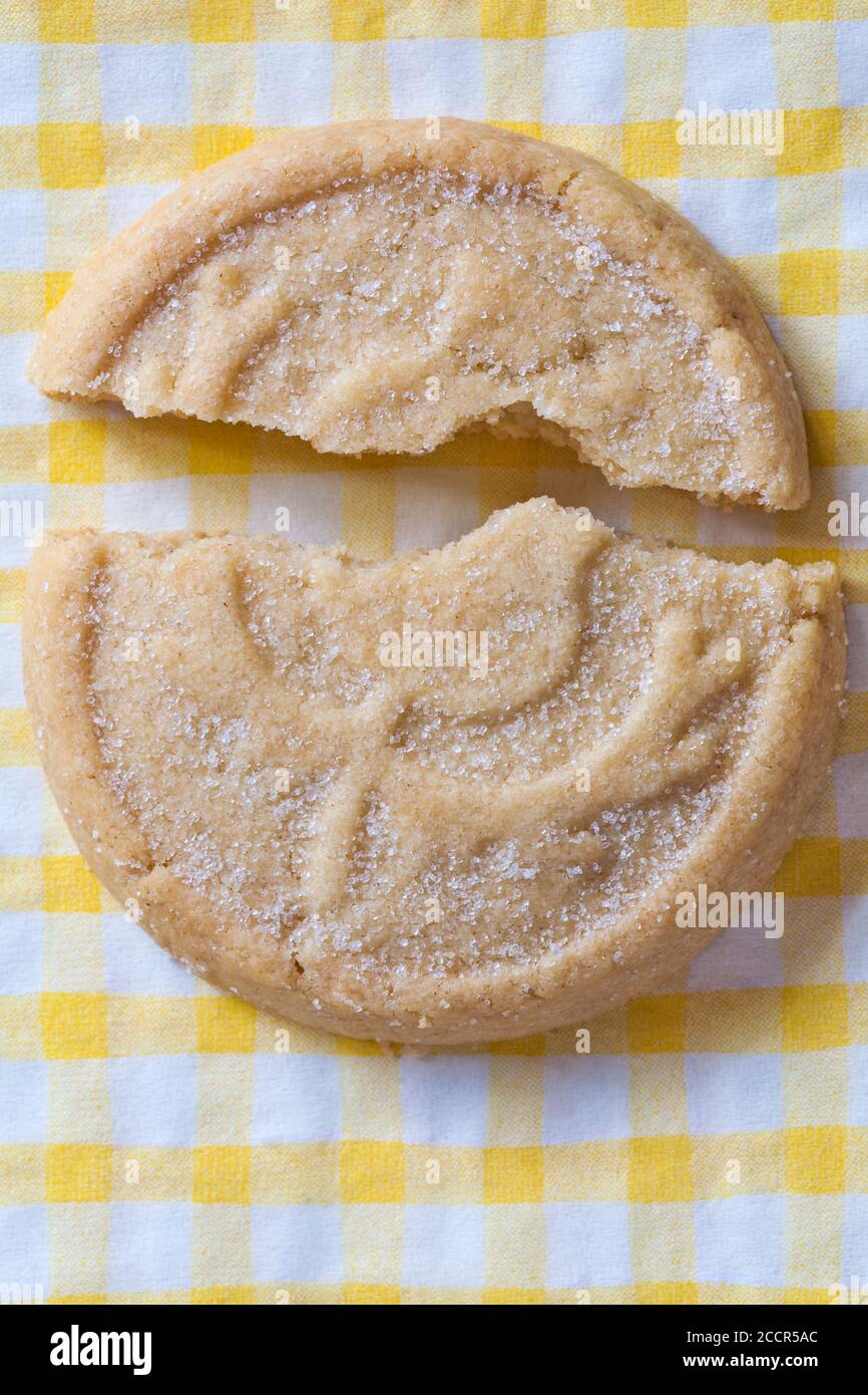 Scottish shortbread biscuits hi-res stock photography and images - Alamy