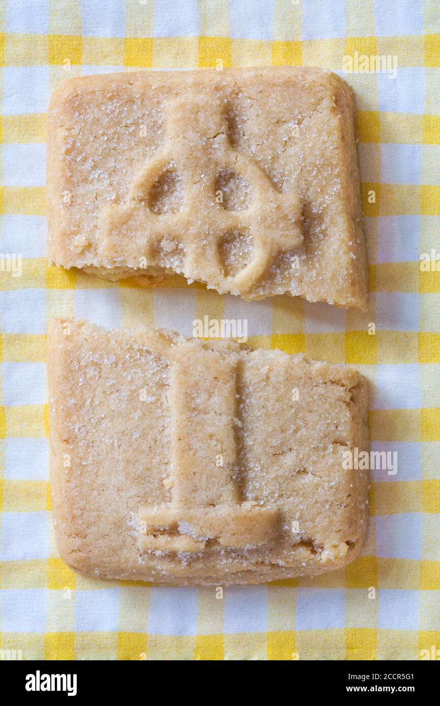 Scottish shortbread biscuits hi-res stock photography and images - Alamy