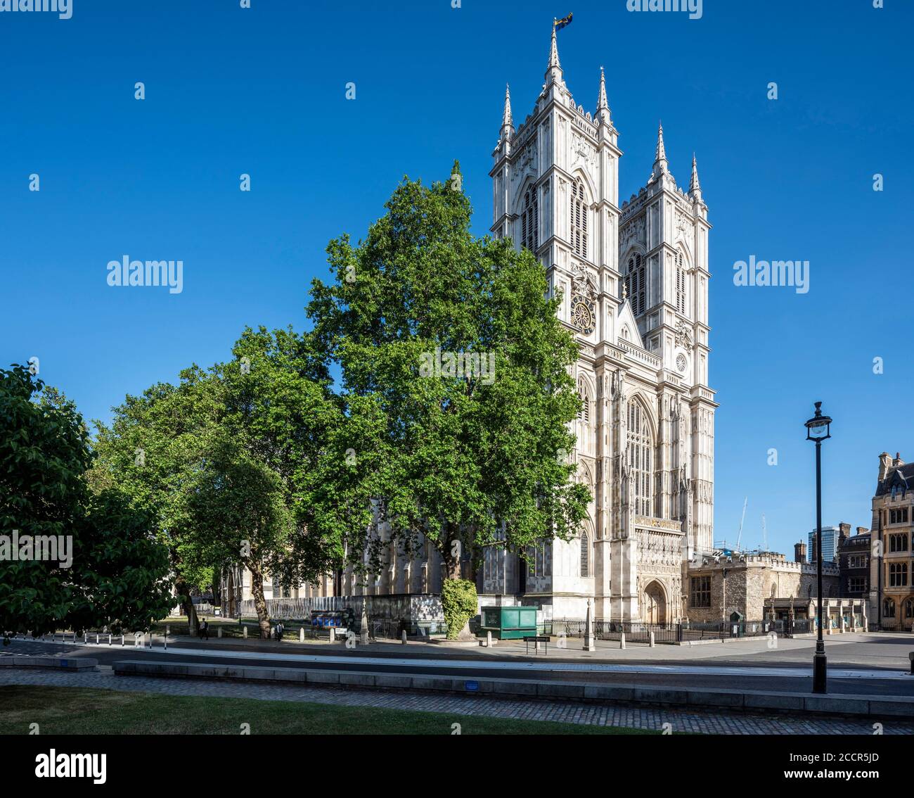 West entrance westminster abbey hi-res stock photography and images - Alamy