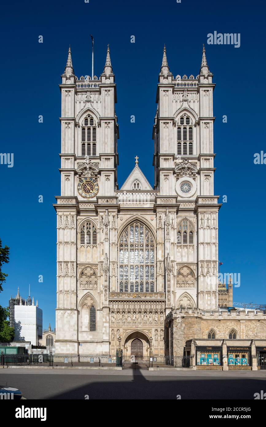 Axial view of western towers and main entrance. Westminster Abbey ...