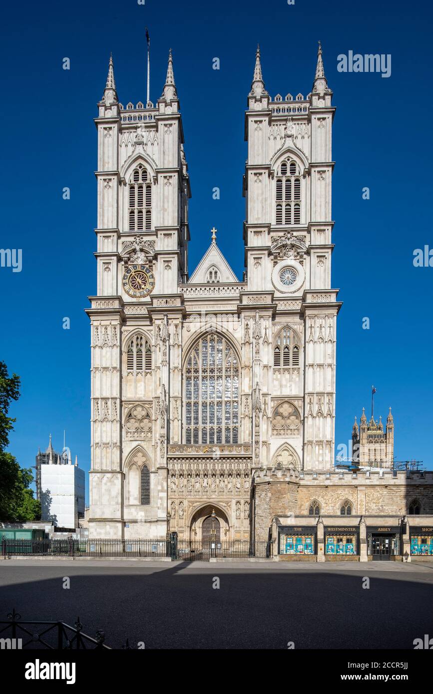 Axial view of western towers and main entrance. Westminster Abbey ...