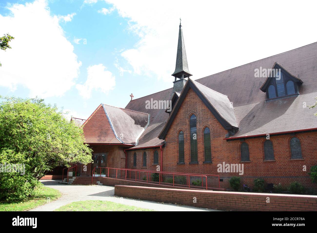 Ashtead surrey hi-res stock photography and images - Alamy