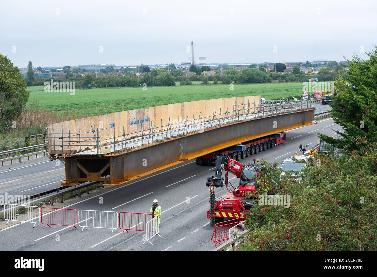 Taplow, Berkshire, UK. 15th August, 2020. The M4 was closed again this ...