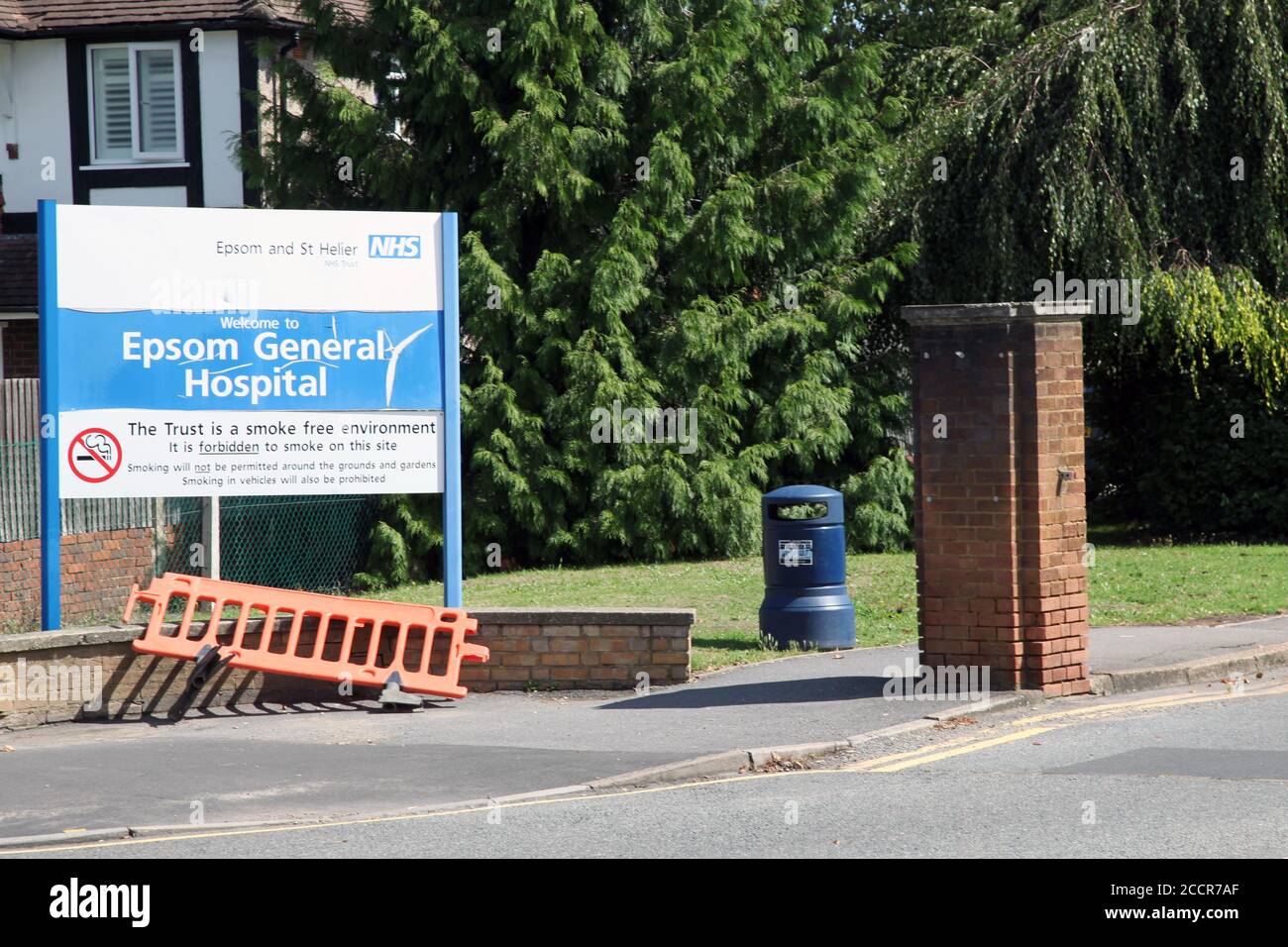 Epsom and St. Helier NHS Trust, Epsom General Hospital Entrance Sign ...