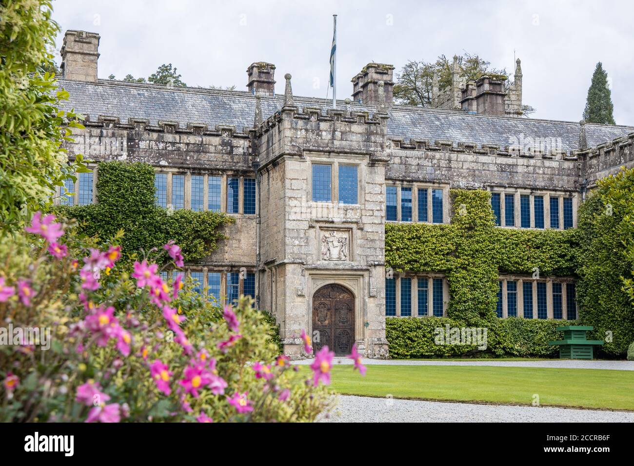 Lanhydrock house gardens hi-res stock photography and images - Alamy