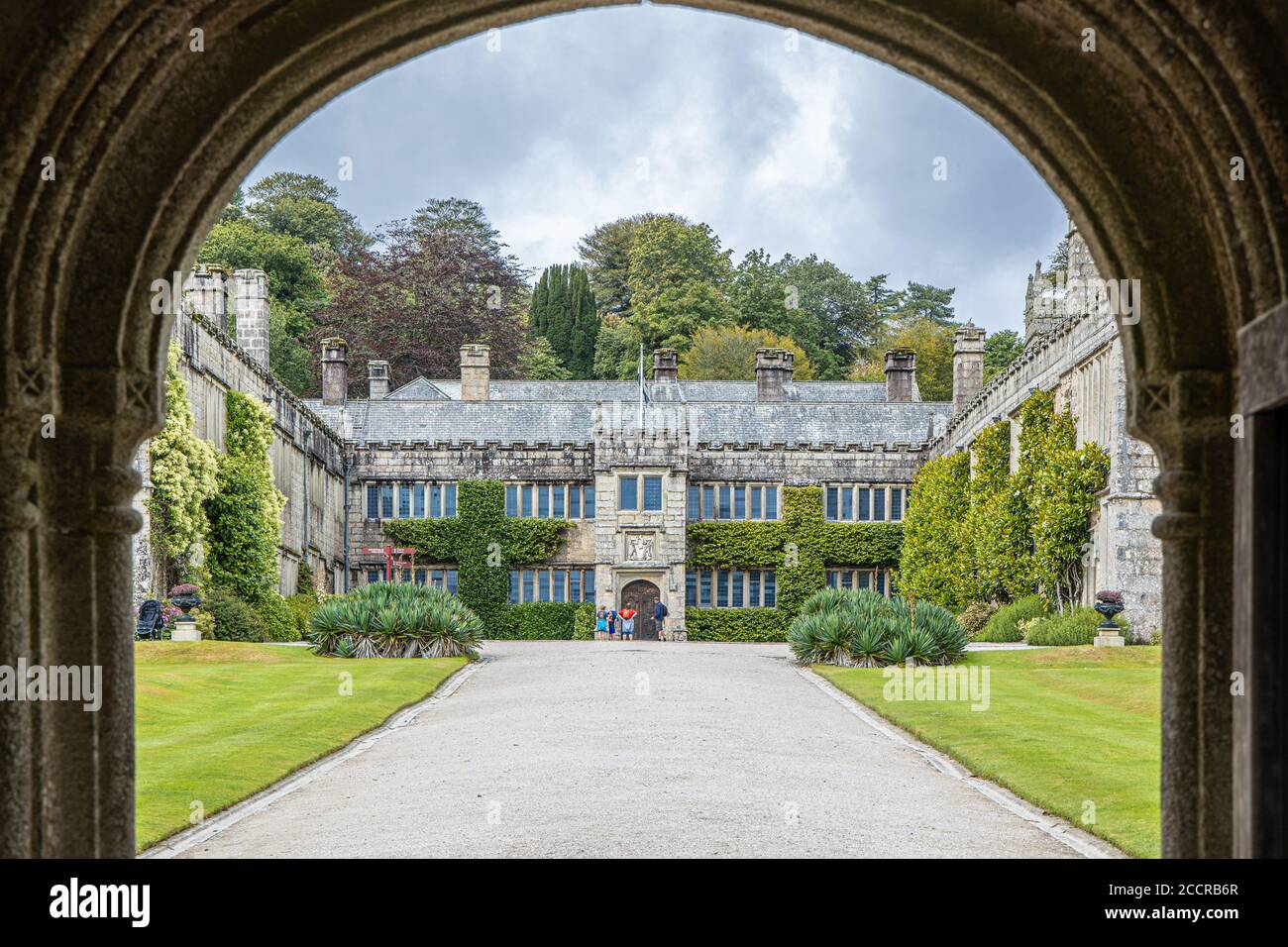 Lanhydrock Gardens and house near Lostwithiel in Cornwall, UK Stock ...
