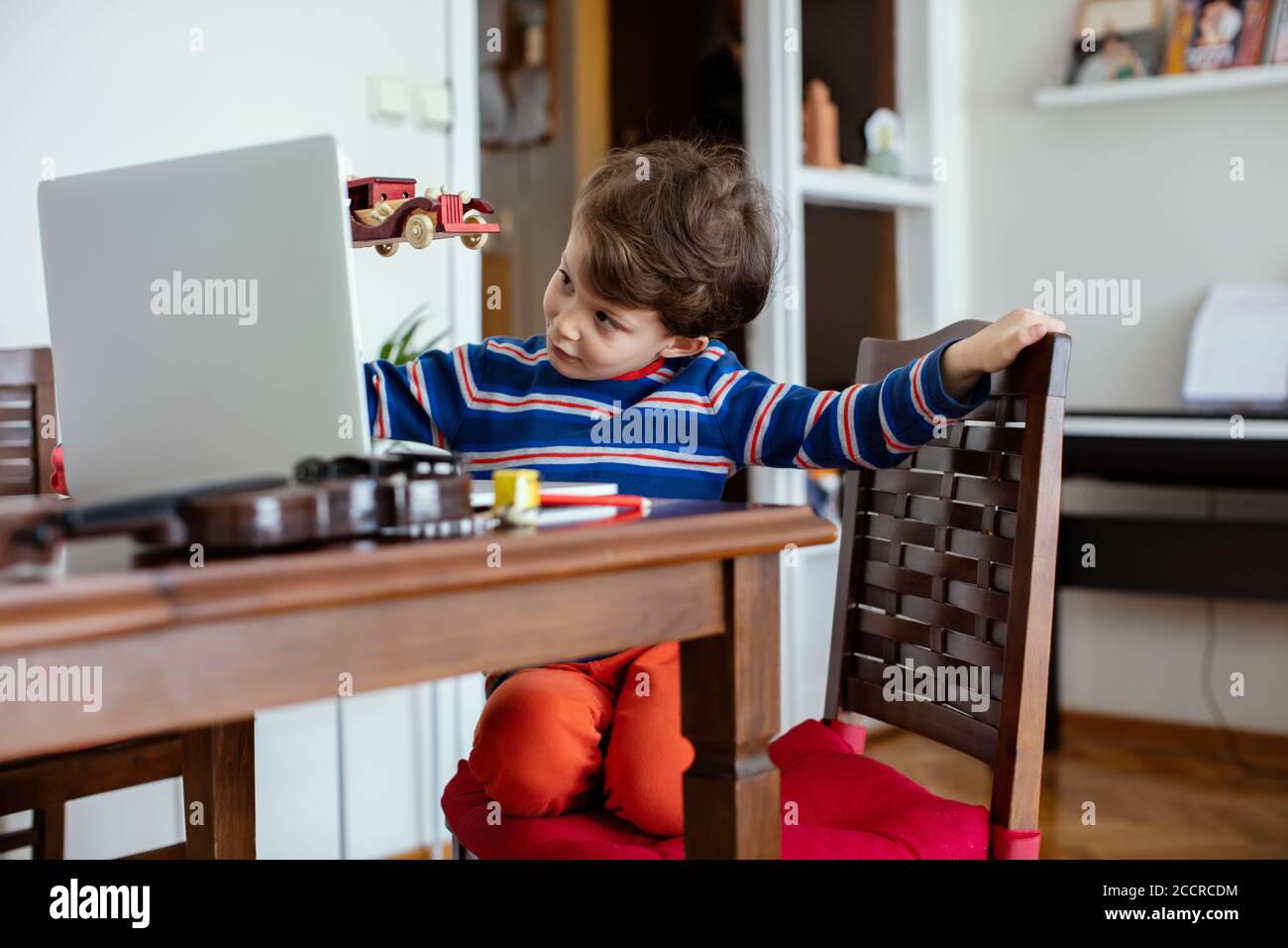 Computer lesson hi-res stock photography and images - Alamy