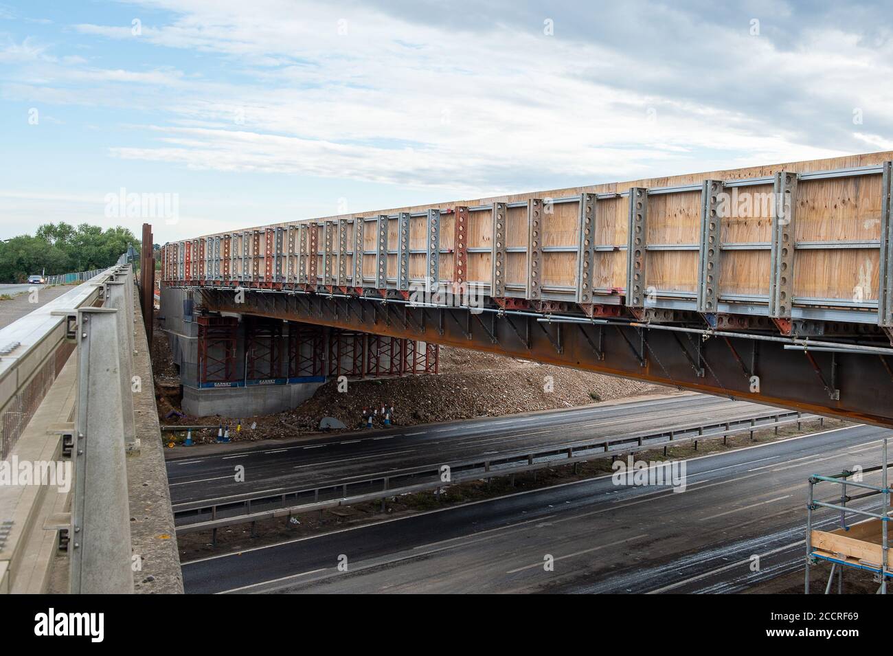 Taplow, Berkshire, UK - 16th August, 2020. The M4 was closed again this ...