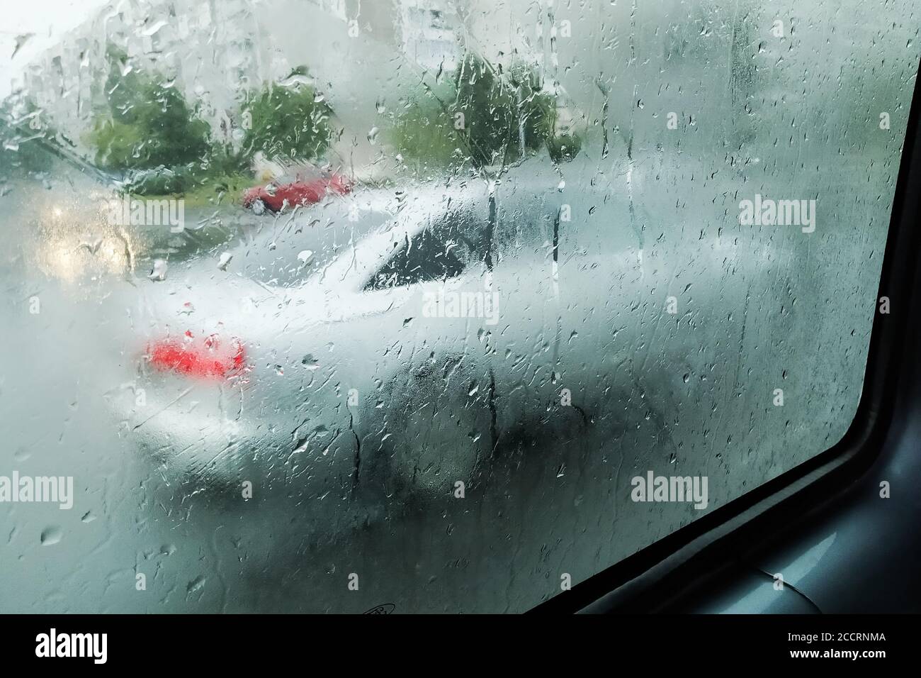 Fogged car hi-res stock photography and images - Alamy