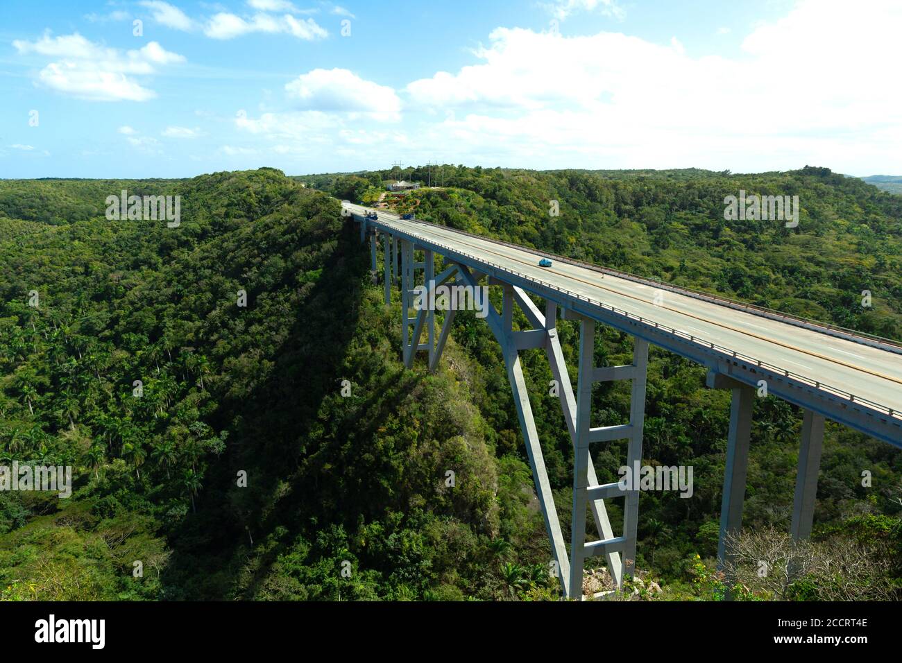 Bridge of bacunayagua hi-res stock photography and images - Alamy