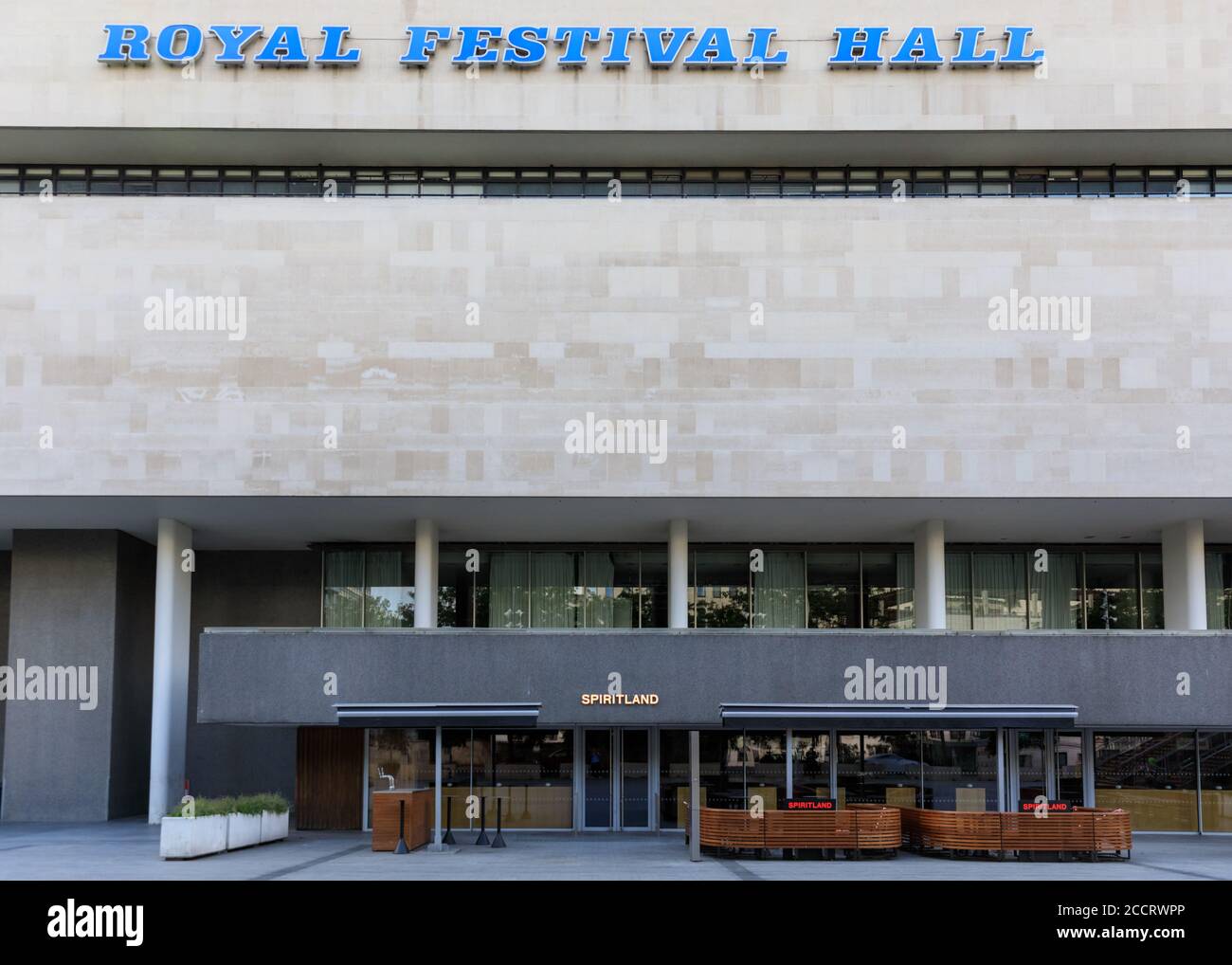 The Hayward Gallery and Queen Elizabeth Hall, Southbank Centre butalist ...