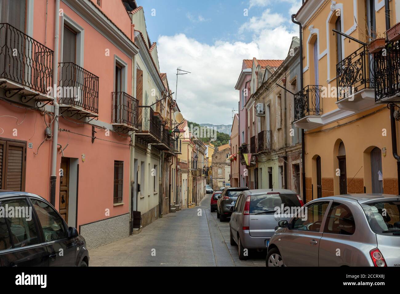 Empty street sardinia hi-res stock photography and images - Alamy