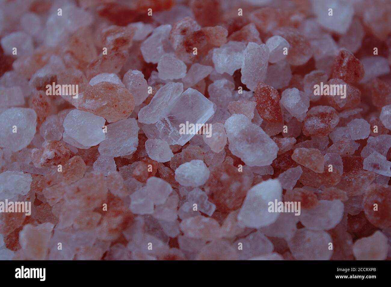 pile of pink himalayan salt grains Stock Photo - Alamy