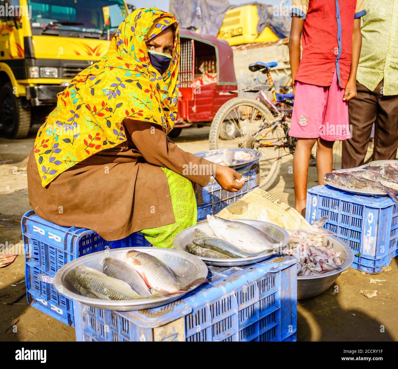 Bangladeshi woman hi-res stock photography and images - Alamy