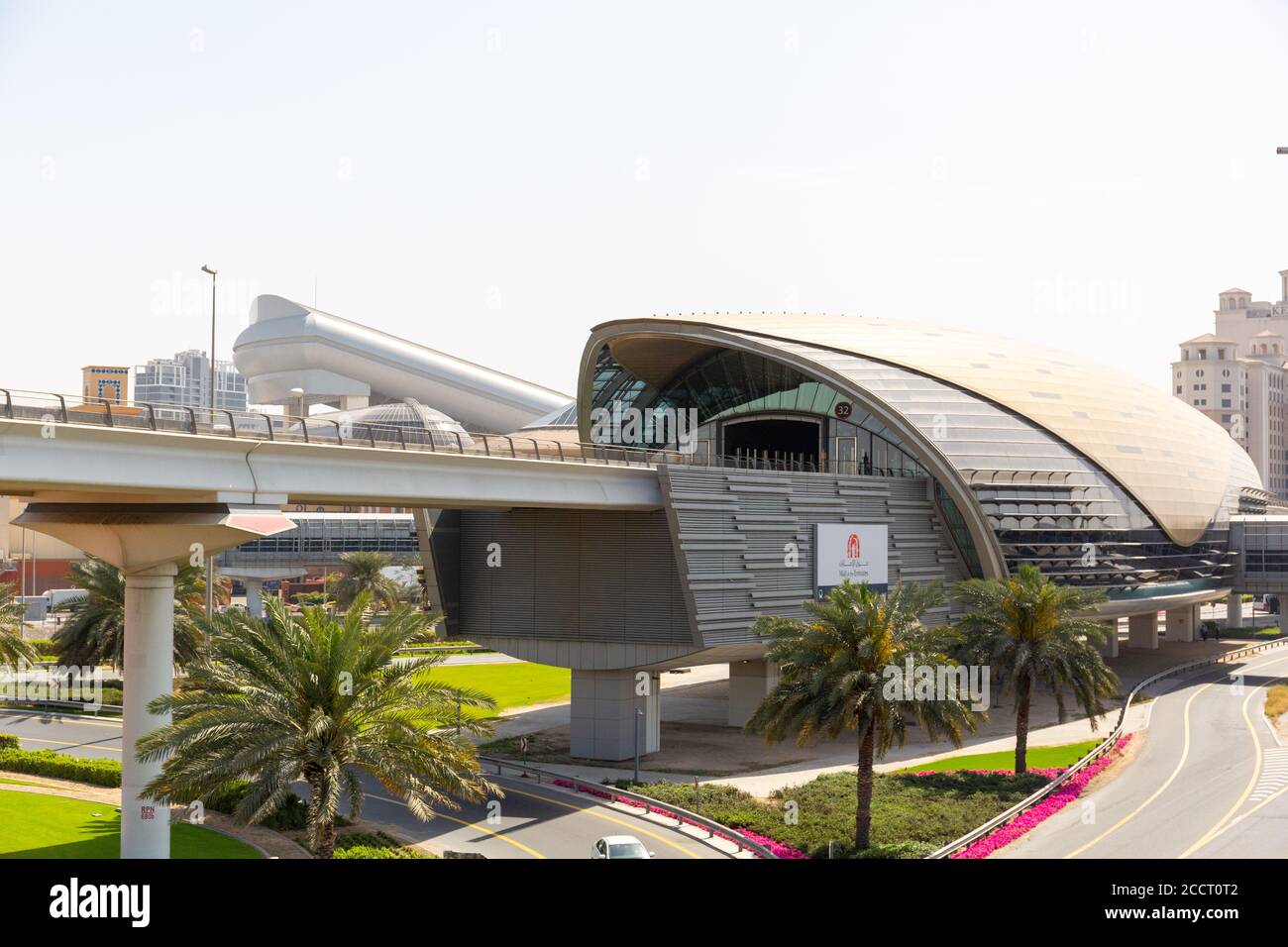 Mall of The Emirates, RTA metro station Stock Photo - Alamy Mall of The Emirates, RTA metro station Stock Photo - Alamy