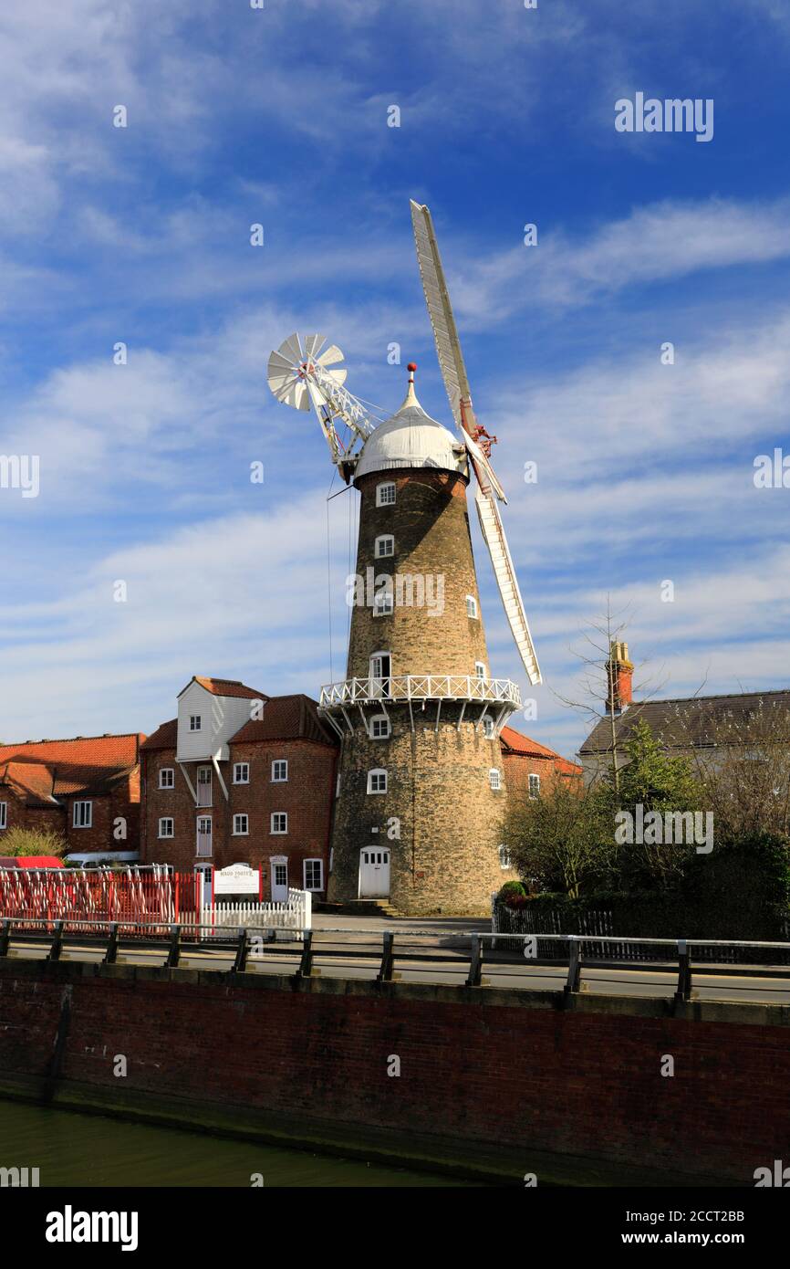 Spring view of Maud Foster Windmill, Boston town, Lincolnshire County ...