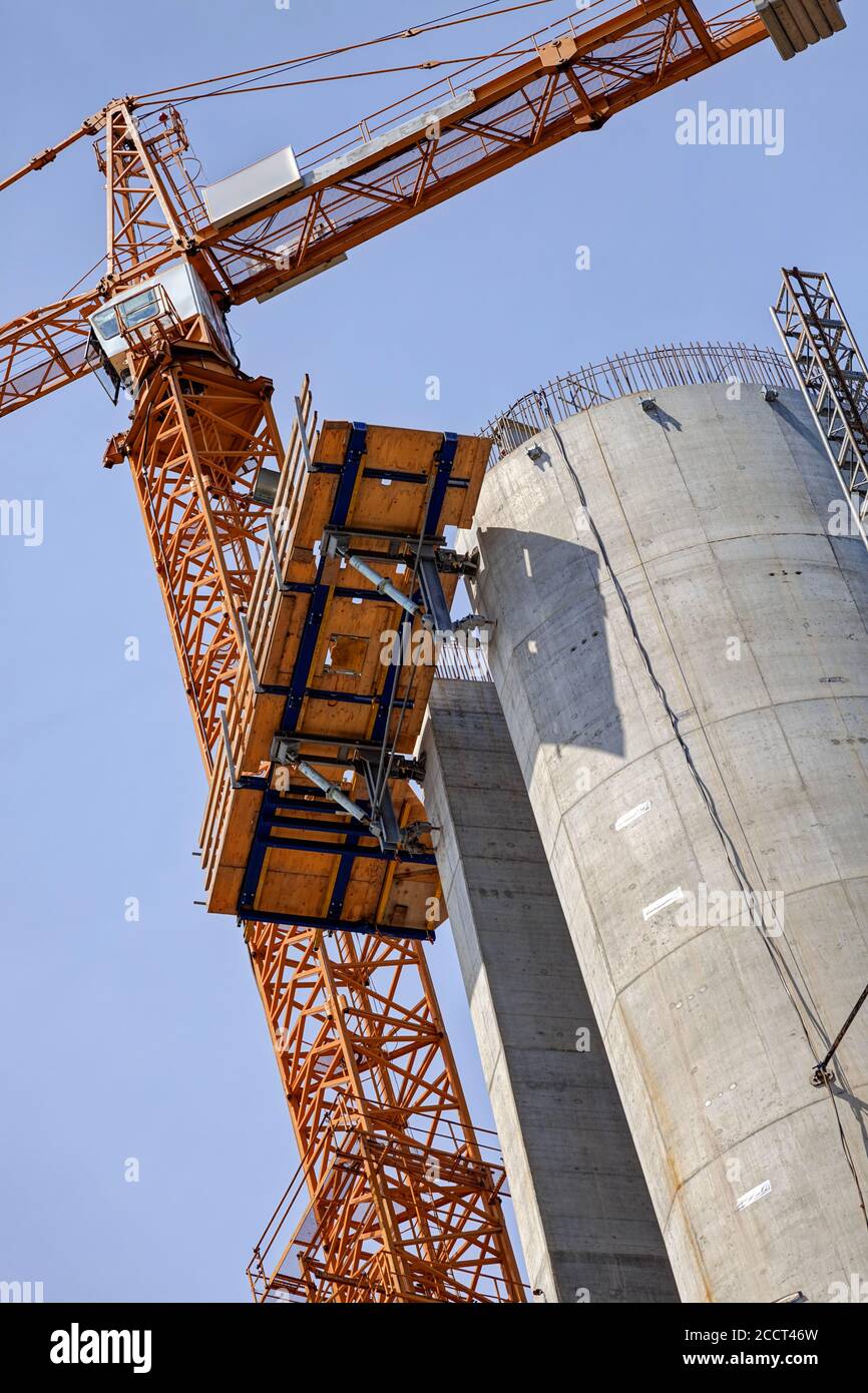 construction pylon of 200 meters on the bridge Stock Photo - Alamy