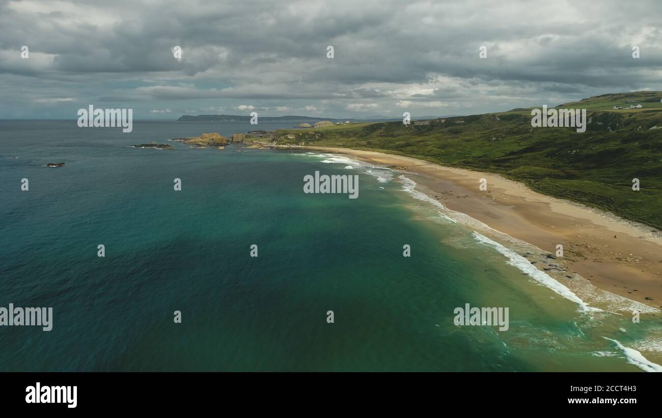 Cinematic ocean view hi-res stock photography and images - Alamy