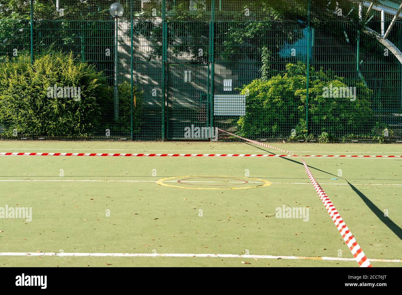 Netball rules hi-res stock photography and images - Alamy