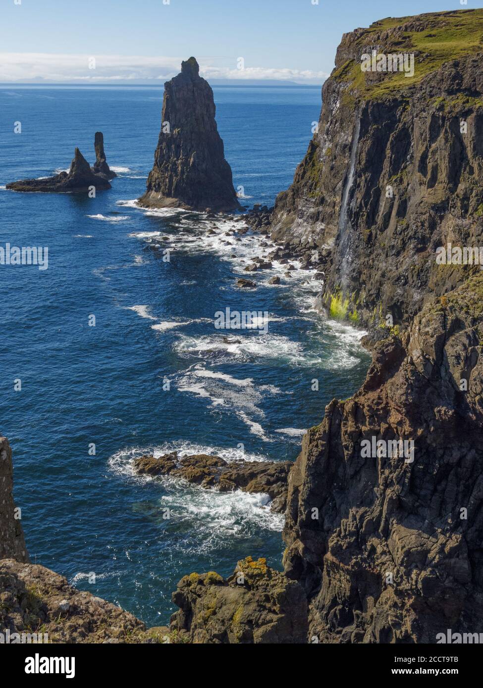 Macleod's Maidens Orbost Isle of Skye Stock Photo - Alamy