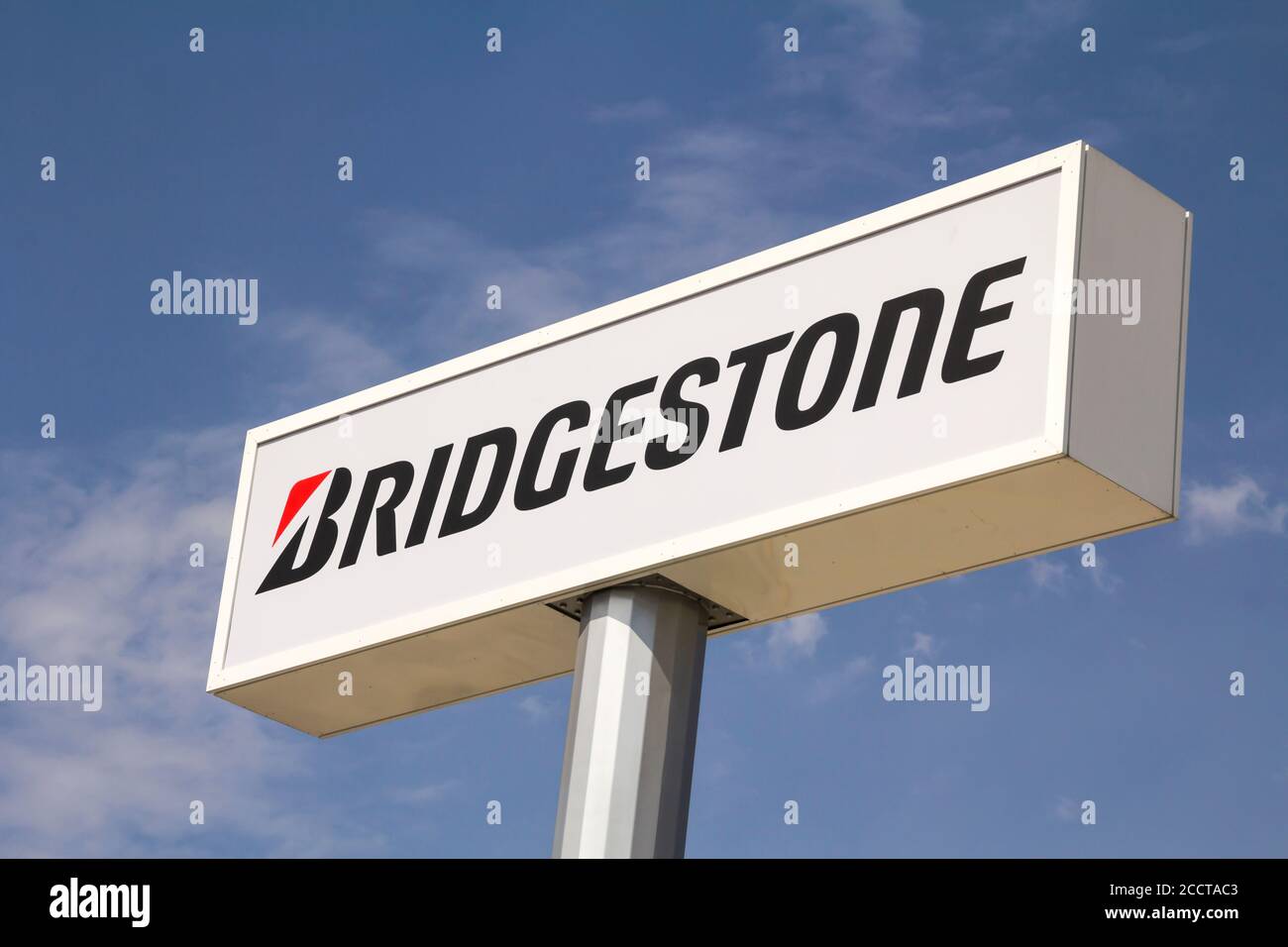 Bridgestone emblem hi-res stock photography and images - Alamy
