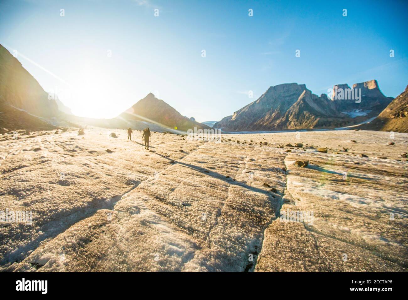 Backpack silhouetted hi-res stock photography and images - Alamy