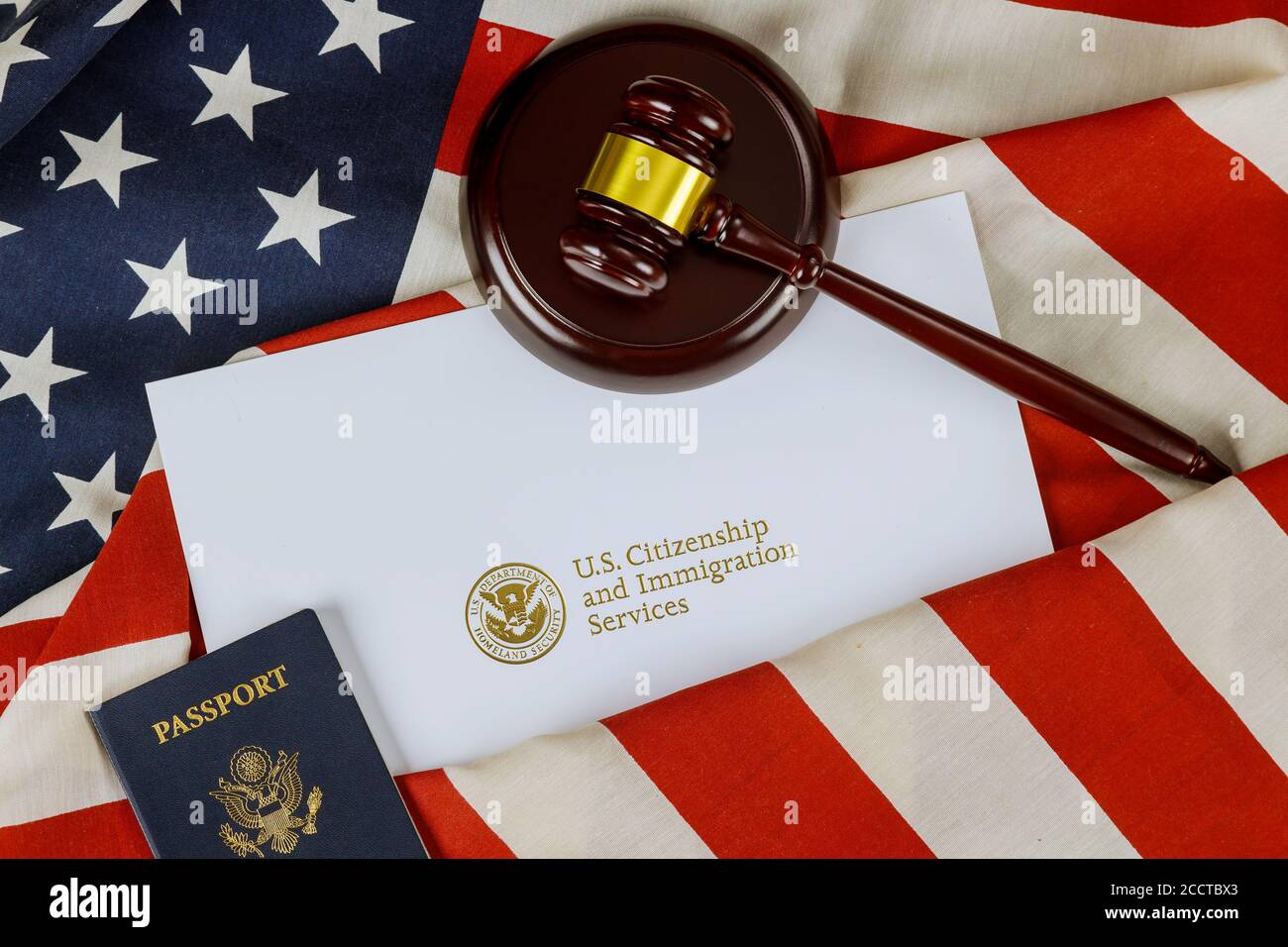 Citizenship and immigration services hi-res stock photography and ...