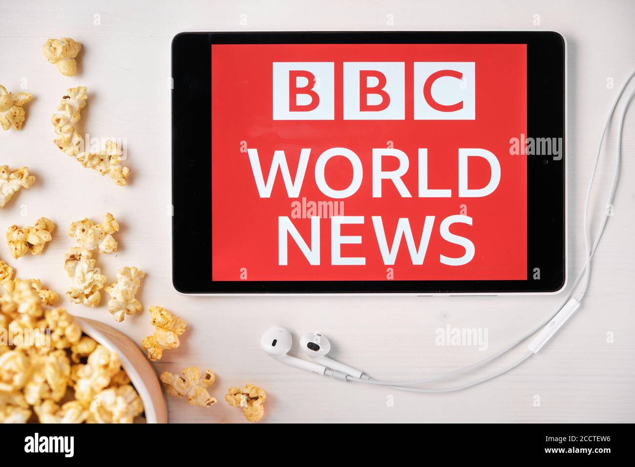 Bbc logo screen tv hi-res stock photography and images - Alamy